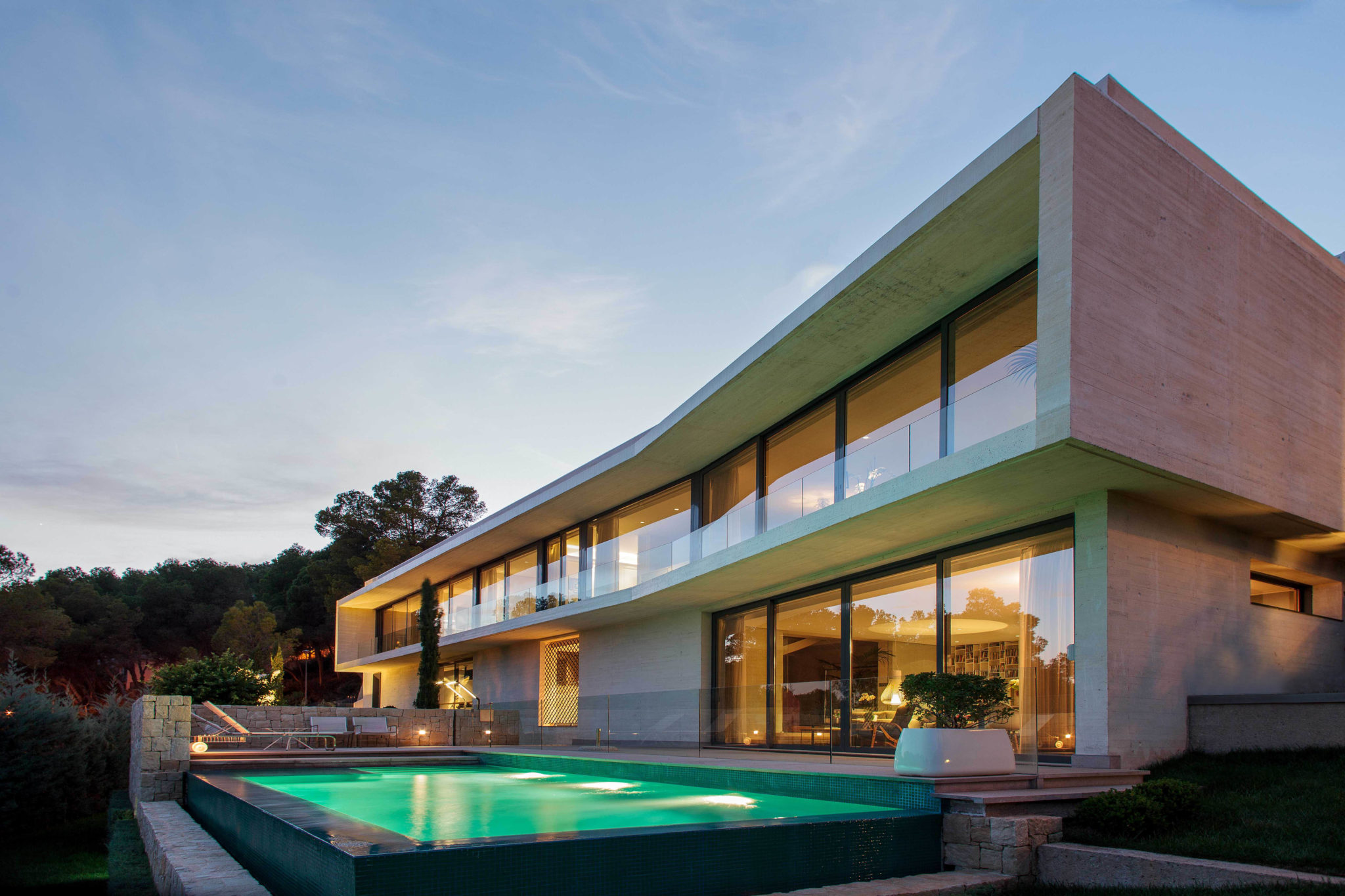 KLAMAR HOUSE - Mano de Santo